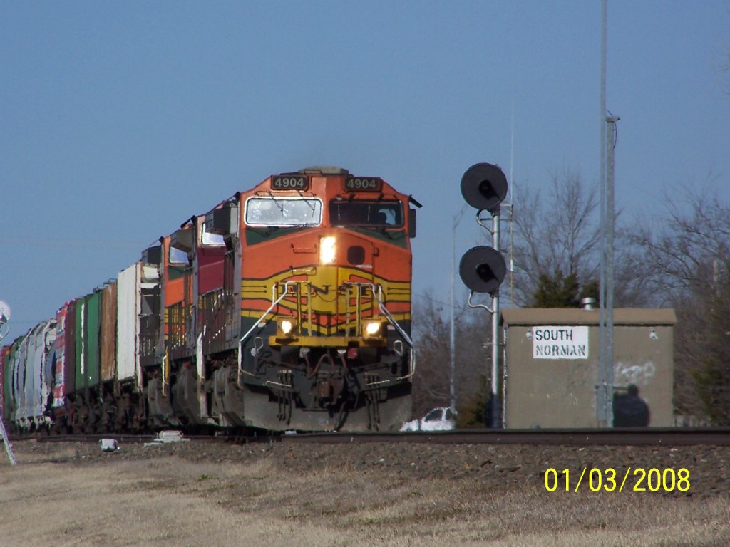 BNSF C44-9W 4904